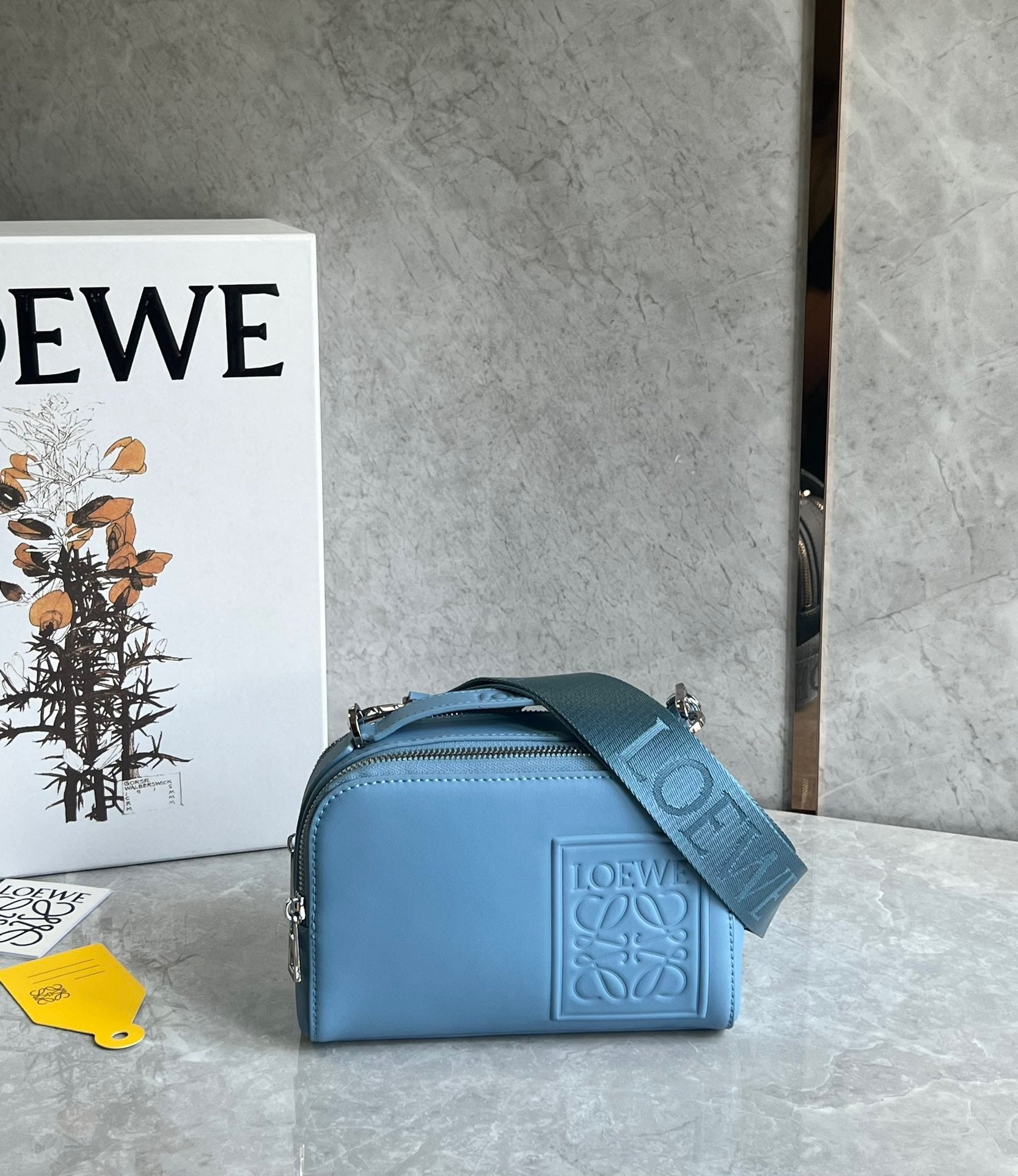Loewe Messenger Bag – Ant_Luxury